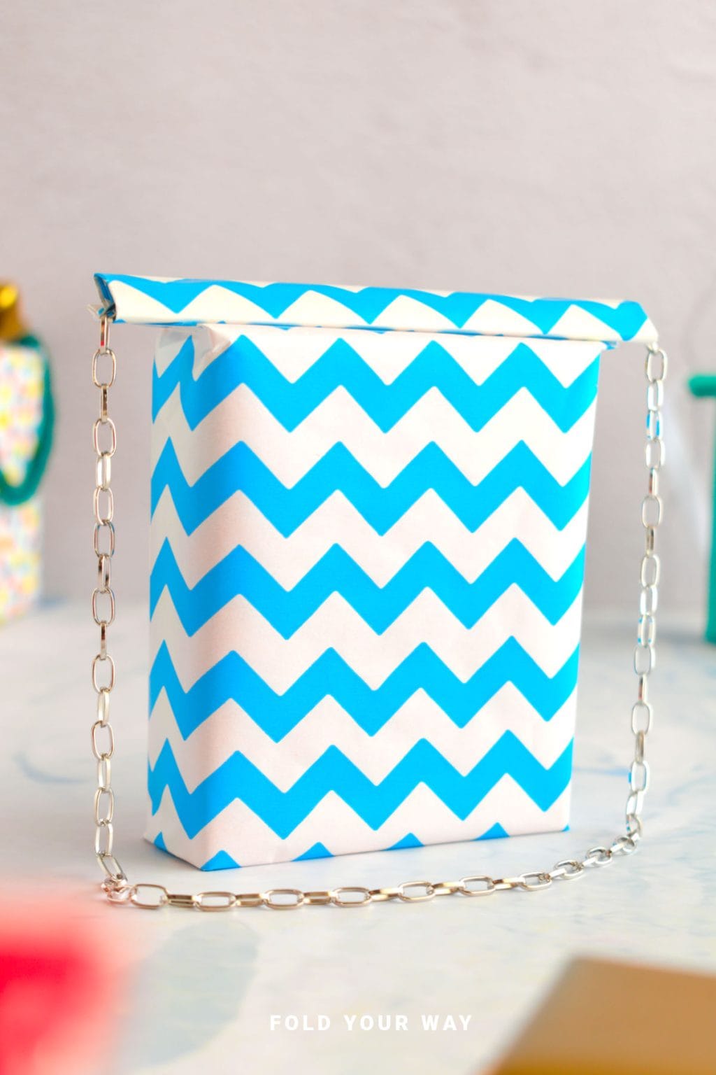 Gift Wrapping Idea With Handle | Fold Your Way