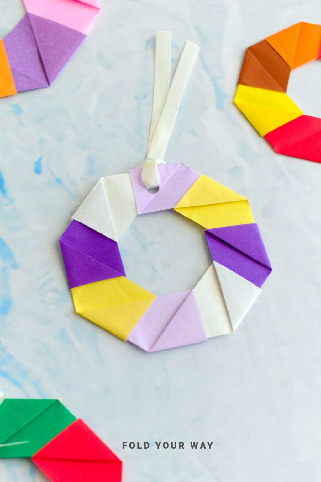 How To Make An Easy Origami Wreath | Fold Your Way